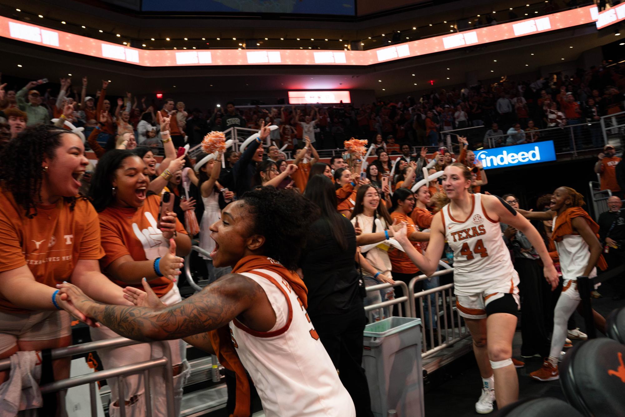Basketball season brings vibrant student energy to Moody Center – The ...